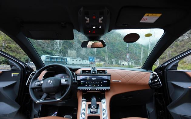 28万选哪款车？DS7或者本田冠道？懂车人的解析你认同吗？_百科TA说