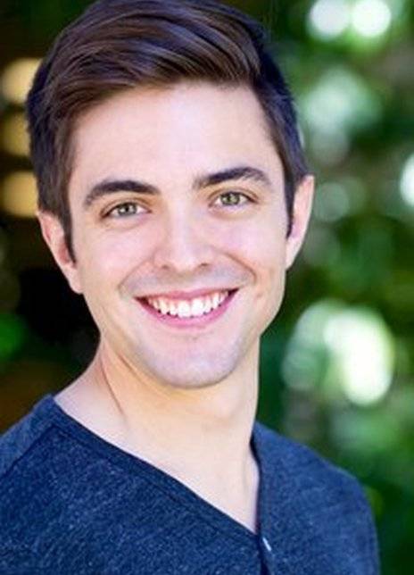 Britain Simons_百度百科