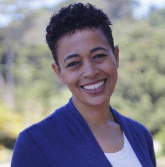 Ruth Thomas（艺术家）_百度百科