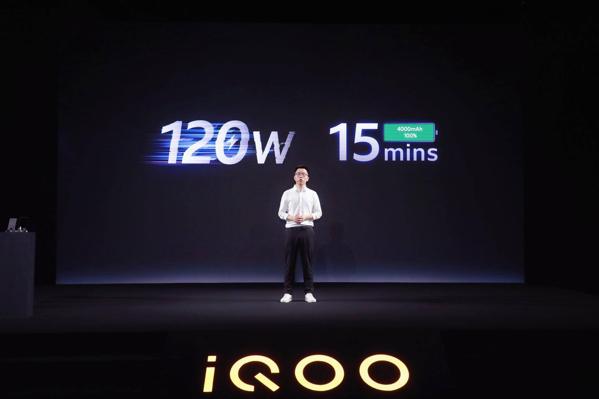 iQOO开启“百瓦闪充时代”，120W超快闪充新机8月发布_百科TA说
