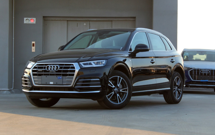 奥迪Q5L开始“清库存”，加速6.8秒，跌8万还看啥汉兰达_百科TA说