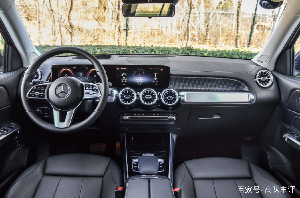 新款奔驰GLB上市 29.28万起，1.3T动力/7座布局_百科TA说