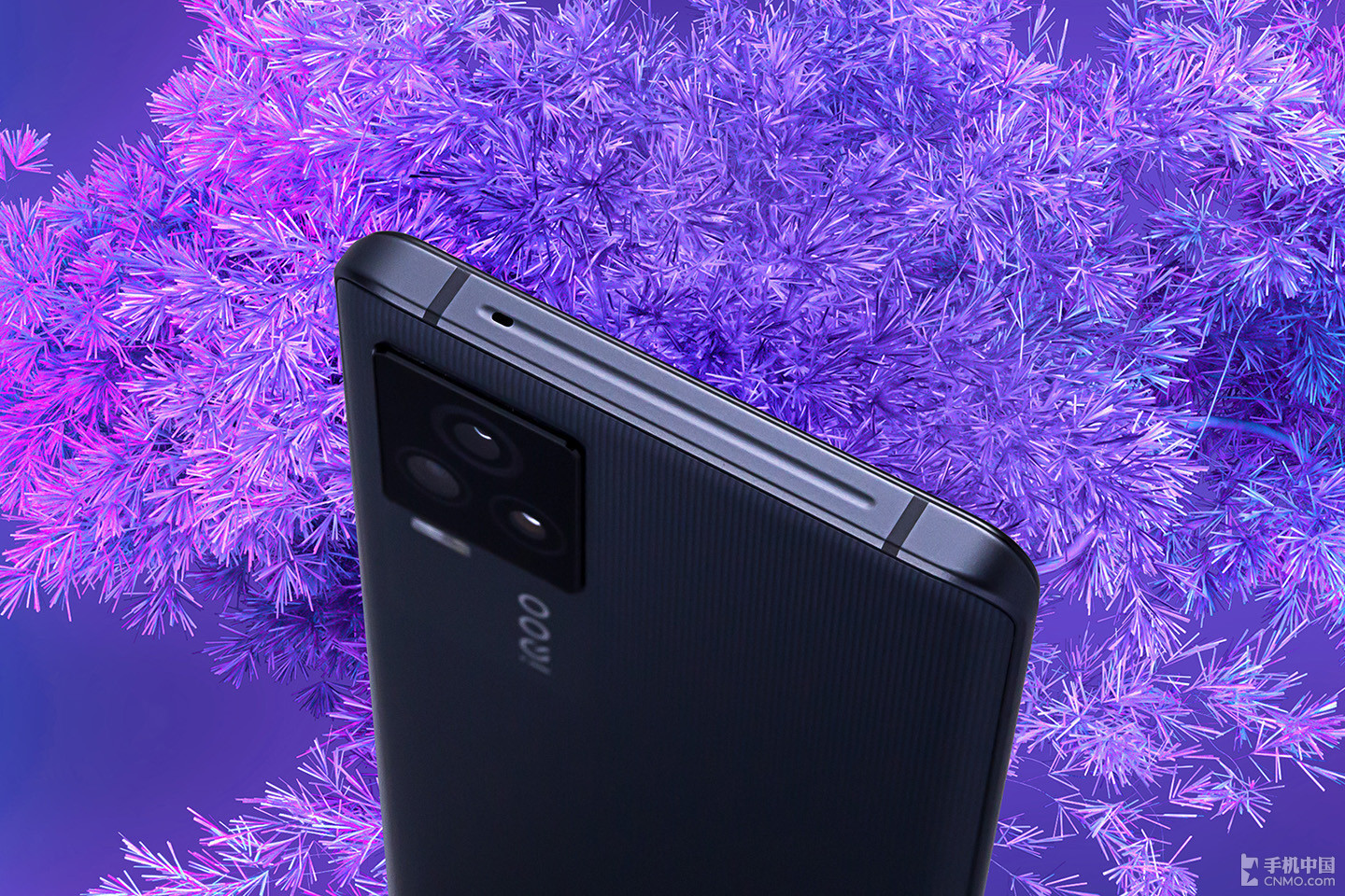 “横屏旗舰”iQOO 7图赏：低调的外观下暗藏极速的“芯”_百科TA说