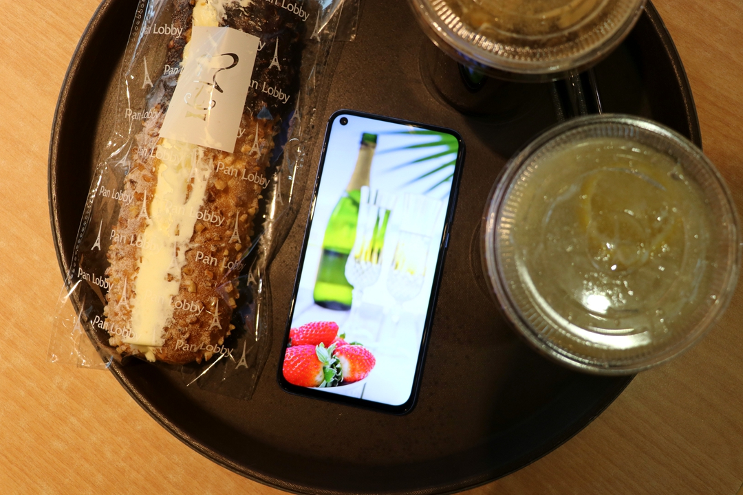 发布半年多，麒麟980芯片，荣耀V20体验一周告诉你值不值_百科TA说