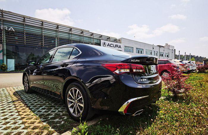 讴歌TLXL提车记，车主用车60天后，直白地谈了驾驶体会_百科TA说