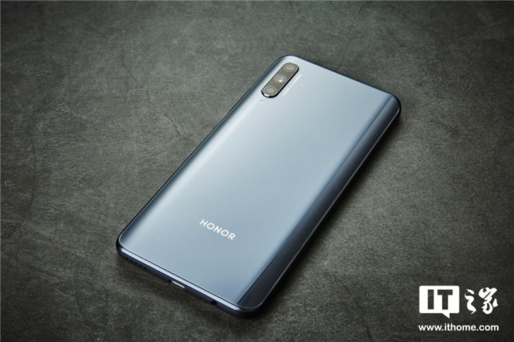 「IT之家开箱」荣耀9X PRO幻夜黑上手图赏：沉稳与创新并重_百科TA说