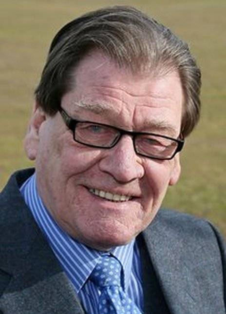 Ian Cullen_百度百科