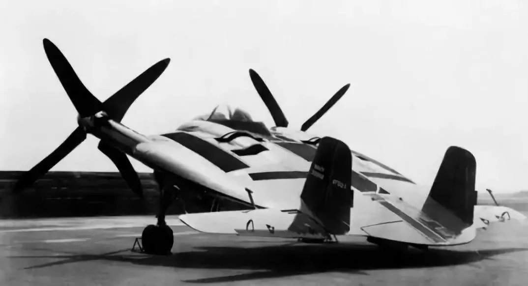 XF5U：造型诡异的飞行薄饼_百科TA说