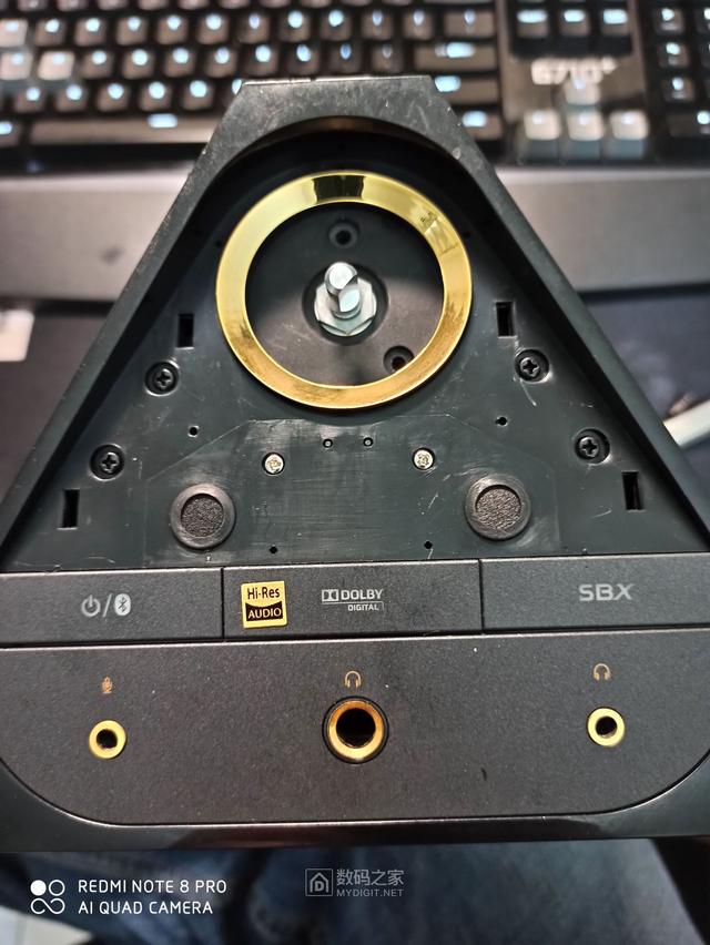 曾经的旗舰，创新SoundBlaster X7外置独立声卡详细微观拆解！_百科TA说