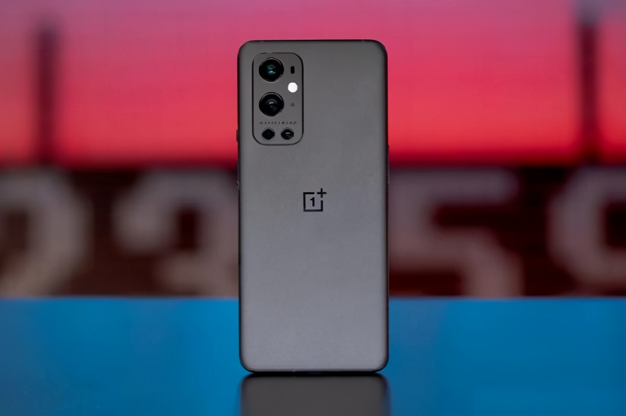 一加9Pro对比小米11Pro，影像差距有多大？_百科TA说