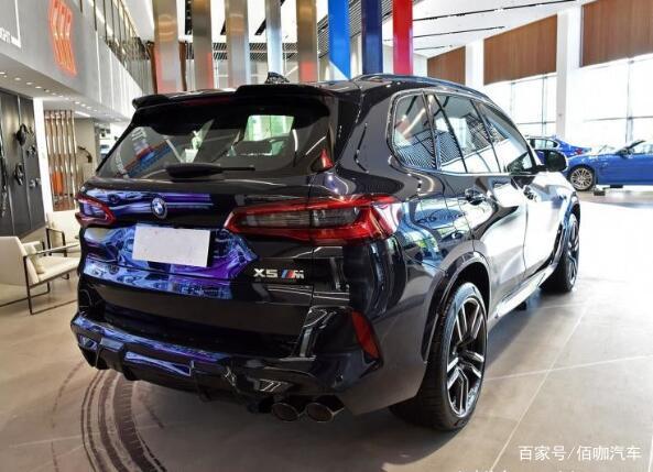 将于4月27日上市 全新一代宝马X5M实车曝光 3.9秒破百/搭4.4T动力_百科TA说