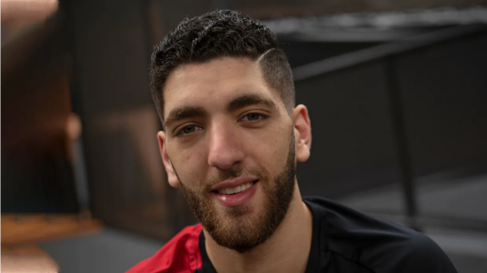 阿拉姆·马哈茂德_百度百科