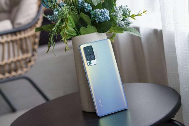 拍视频用什么手机？vivo X50 5G既能拍Vlog又能拍“日环食”_百科TA说