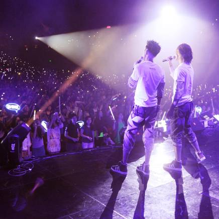 SHINE（香港演唱组合）_百度百科