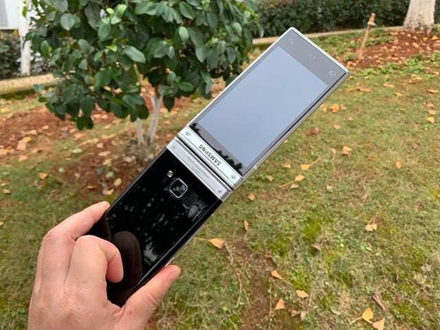 两千多元就能买到三星W2018？搭载骁龙835毫无破绽！_百科TA说