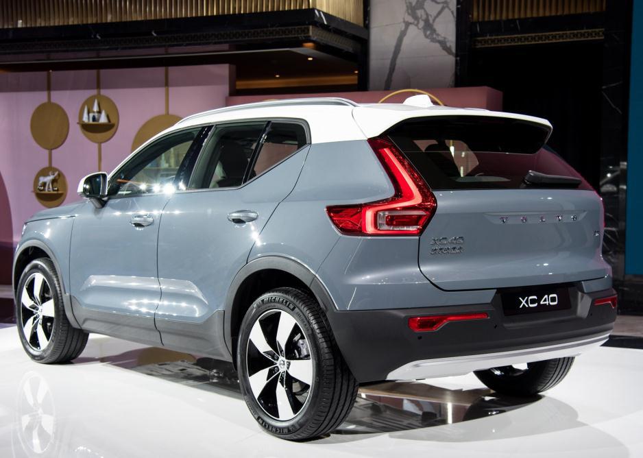 28万左右怎么选？沃尔沃XC40和哈弗H9谁档次高？看完你就觉悟了_百科TA说