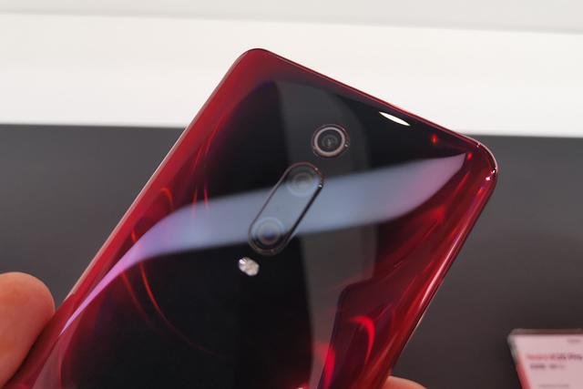 一加7能单挑红米K20 Pro吗？除了2999元之外，两者没可比性_百科TA说