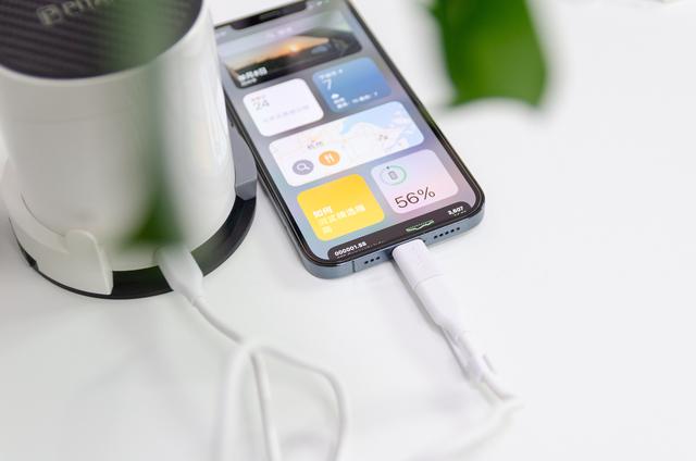 PITAKA三合一磁吸充电套装Mag Dock Pro体验_百科TA说