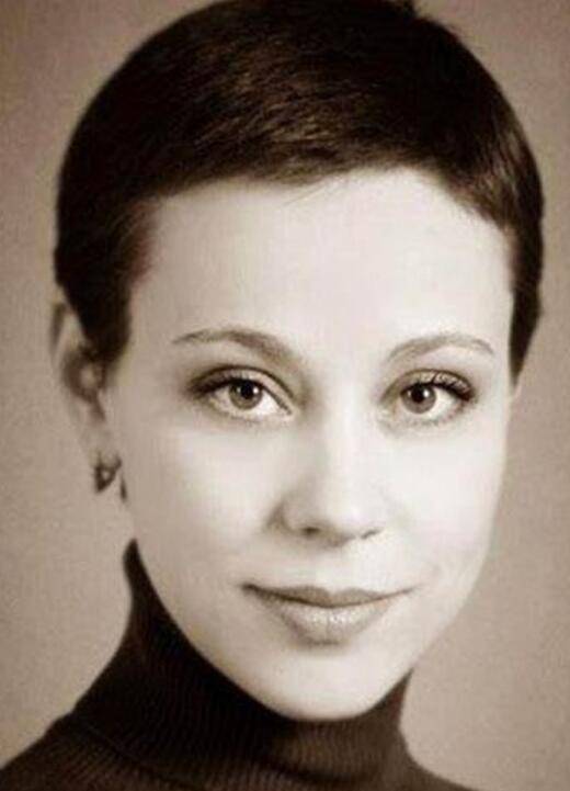 Anna Dubrovskaya_百度百科