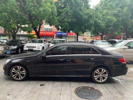北京奔驰E级2013款 E260L CGI时尚型_百度百科
