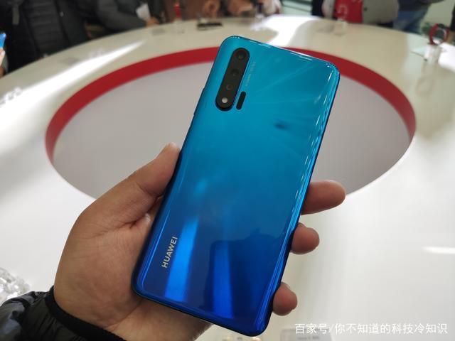 华为 nova 6 5G强势来袭，超高颜值，还有麒麟990加持_百科TA说