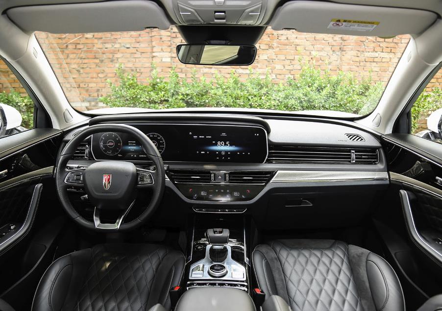 手握21.3万，斯巴鲁XV和红旗HS5档次谁高？车主说了心里话_百科TA说