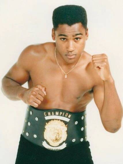Carlos Elliott_百度百科