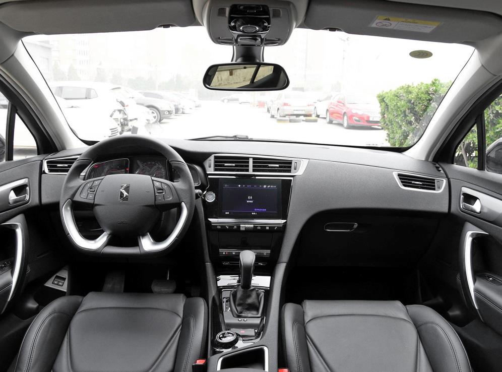 DS 6真的很好？它的优势有什么？车主认真说了驾驶体检_百科TA说