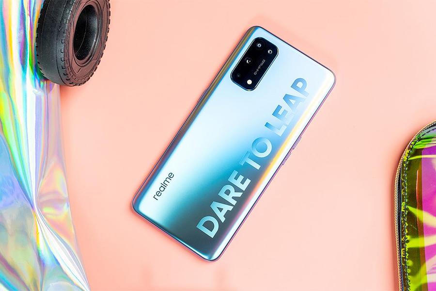 Realme X7 Pro高配版降600元：同价位它与红米谁更值得买？_百科TA说