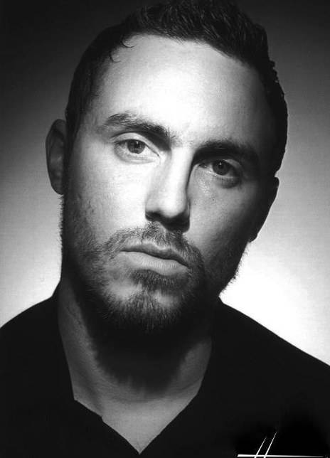 Aksel Ustun_百度百科