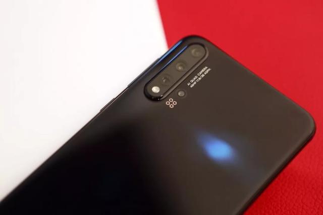 致我们的夏日狂想曲：华为nova5系列评析_百科TA说