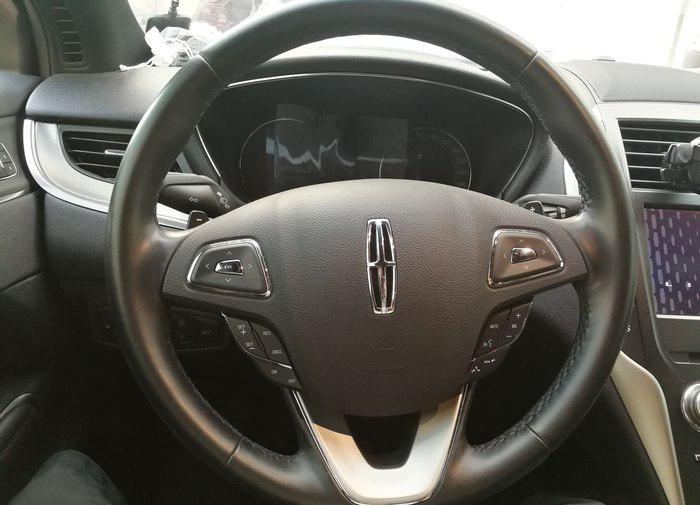 34万怎么选？林肯MKC、凯迪拉克XT5谁档次高？车主说了心里话_百科TA说