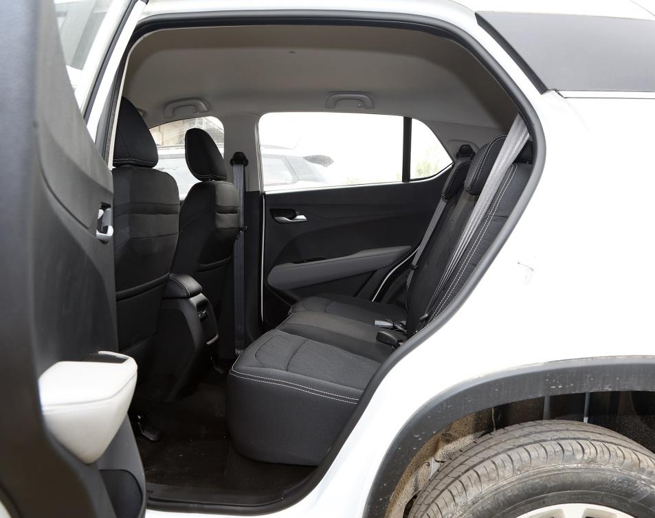 开完宝骏510，再开长安CS15，谈及感想，车主说了实在话_百科TA说