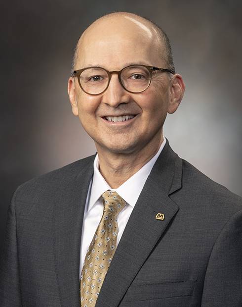 Richard A. Hernandez_百度百科