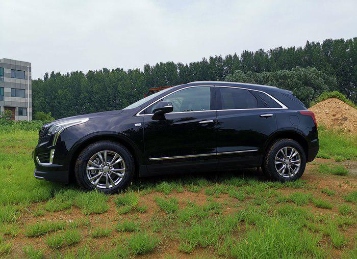 36万如何选车？雷克萨斯NX或是凯迪拉克XT5？看完你就知道了_百科TA说