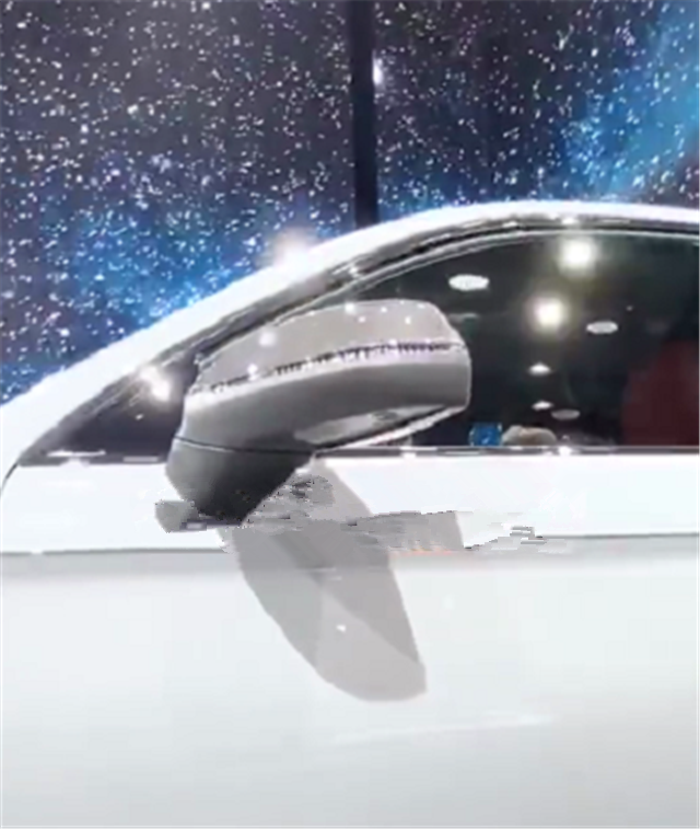 21款“溜背”奥迪Q5L亮相，自带碳纤维外后视镜，车身还加长88mm_百科TA说