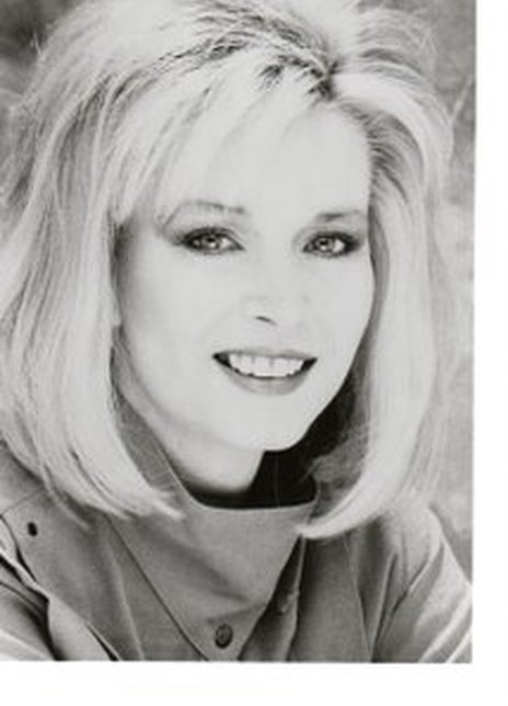 Lindy Benson_百度百科