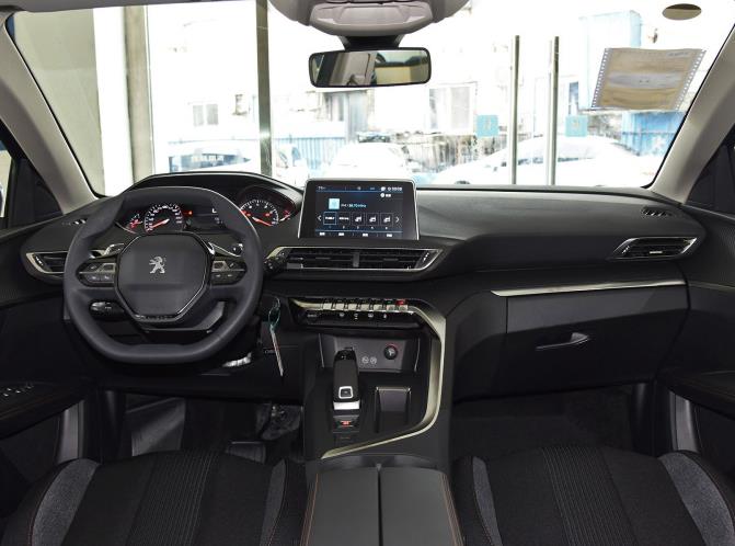 开过标致5008，23.6万又换DS6，谁档次高？车主：差距显然_百科TA说