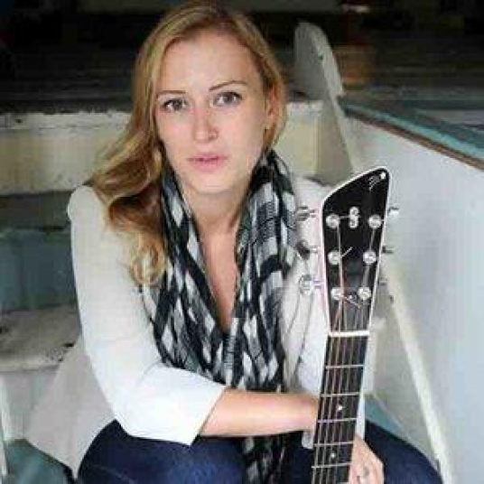 Kami Thompson_百度百科