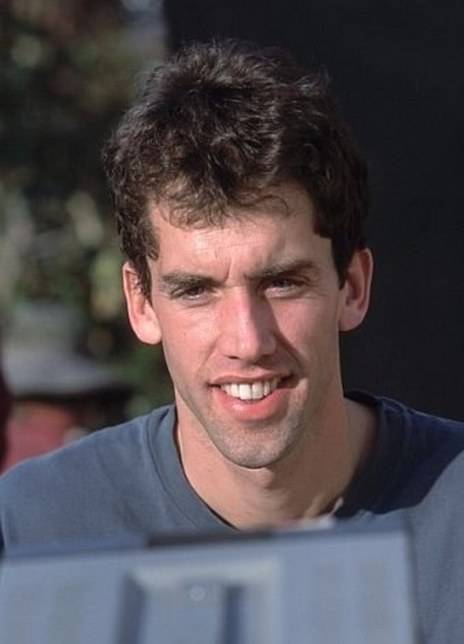 John Schultz_百度百科