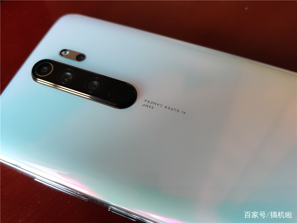 Redmi Note8 Pro首销30万台，卢伟冰做梦笑醒_百科TA说