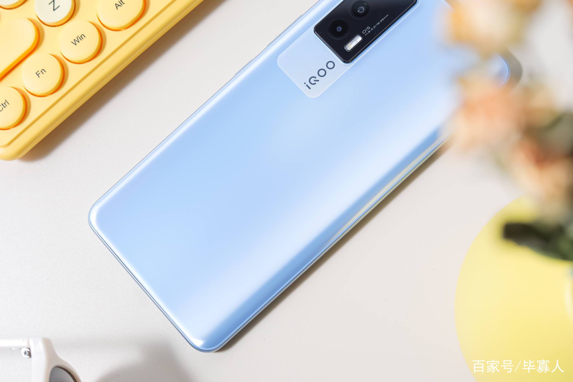 618期间有什么值得买？原神玩家入手了iQOO Neo5_百科TA说