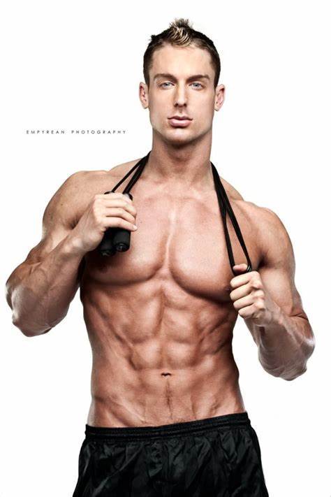 Trevor Adams_百度百科