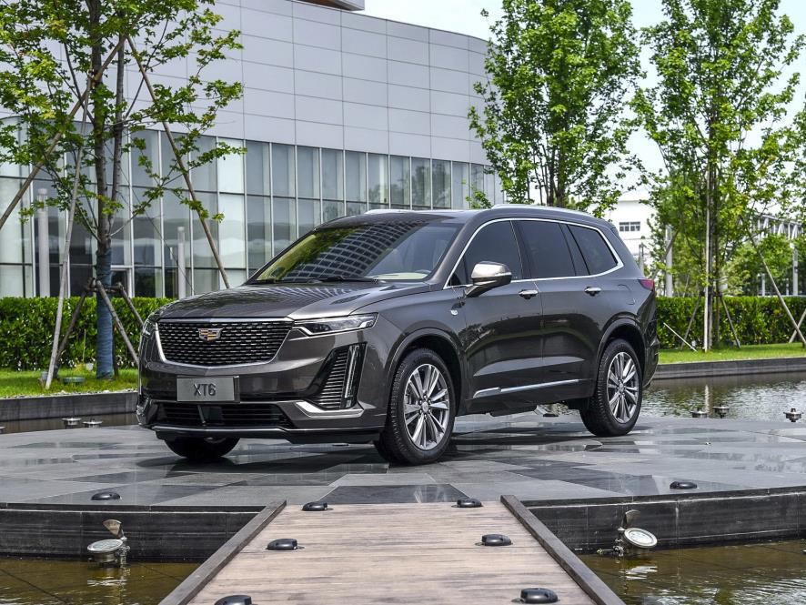 裸车42万提了凯迪拉克XT6，行驶10500公里，车主发表了这些感受！_百科TA说