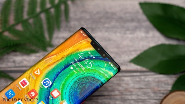 搭载电影四摄的华为Mate30 Pro开箱体验_百科TA说