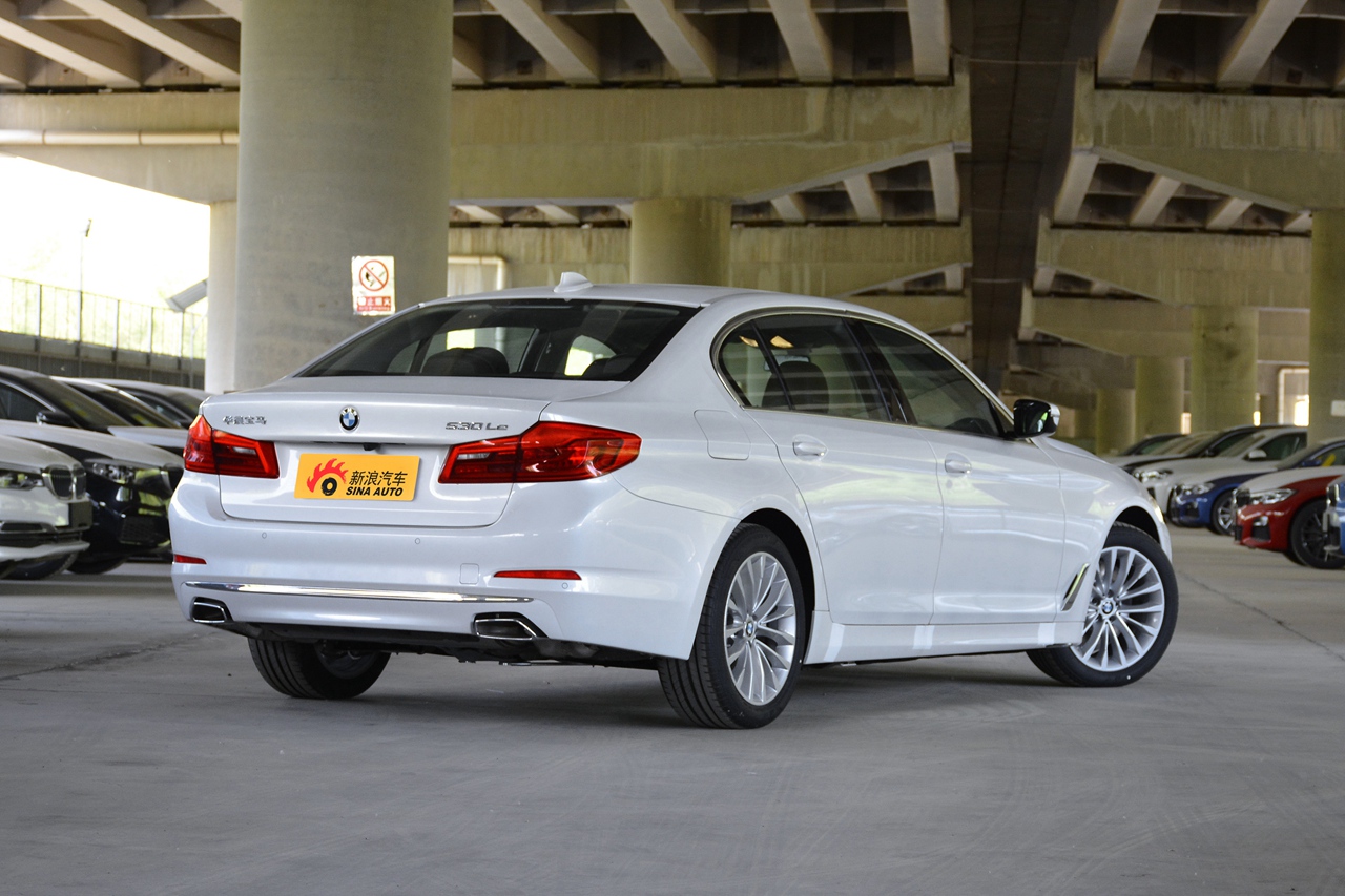 2020款宝马5系混动里程升级版530Le豪华套装_百科TA说