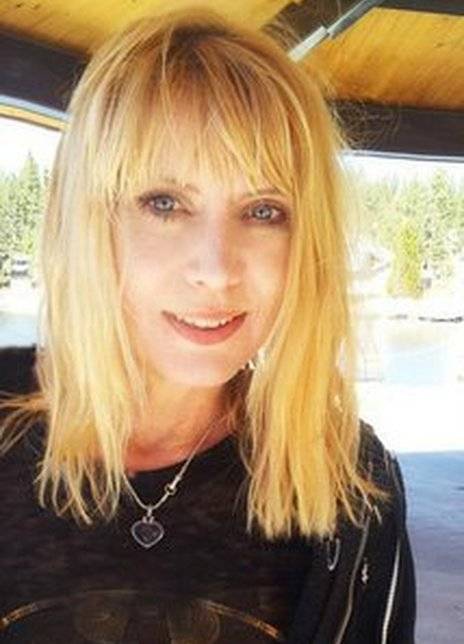 Jennifer Barlow_百度百科