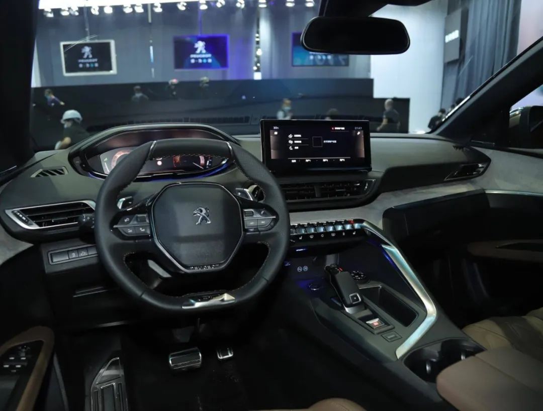 新款标致4008、5008的亮相，优惠巨大，性价比的选择_百科TA说