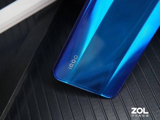 iQOO Neo 855竞速版开售 骁龙855 Plus 2398元起_百科TA说