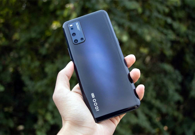 麒麟990都看不上，还来天玑800U？跑分相差11万_百科TA说